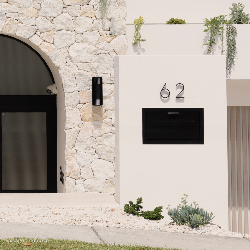 Geneva Parcel Fence and Brick In Letterbox