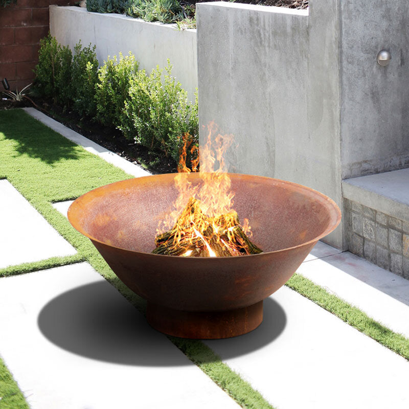Dakota 72cm Cast Iron Fire Pit Rust | Milkcan Outdoor Products